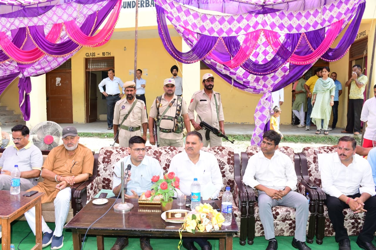 Weekly Block Diwas ; DC Rajouri presides over Public Outreach Camp at ...